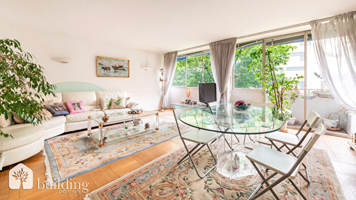 Appartement à vendre - Paris e , Passy, Maison de la Radio, Muette-Sud - 5 pièces - 4 chambres