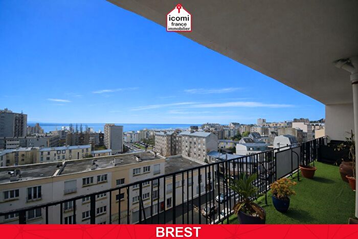 Appartement à vendre - Brest, Saint-Marc, Kérampéré - 5 pièces - 3 chambres