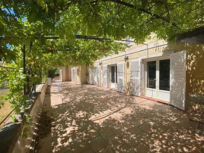 Maison à vendre - Solliès-Pont - 6 pièces - 4 chambres