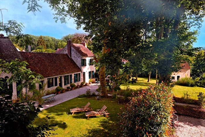 Maison 9 pièces à Haravilliers, à vendre