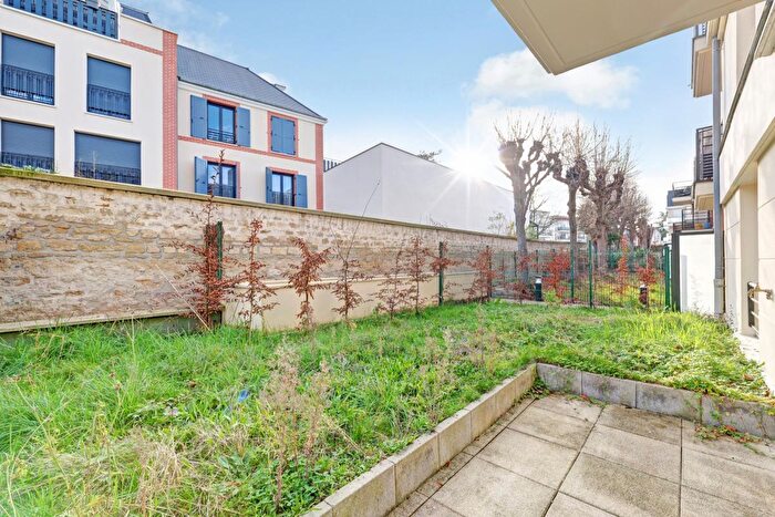 Appartement à vendre - Verneuil-sur-Seine, Centre-ville, Gare - 2 pièces - 1 chambre