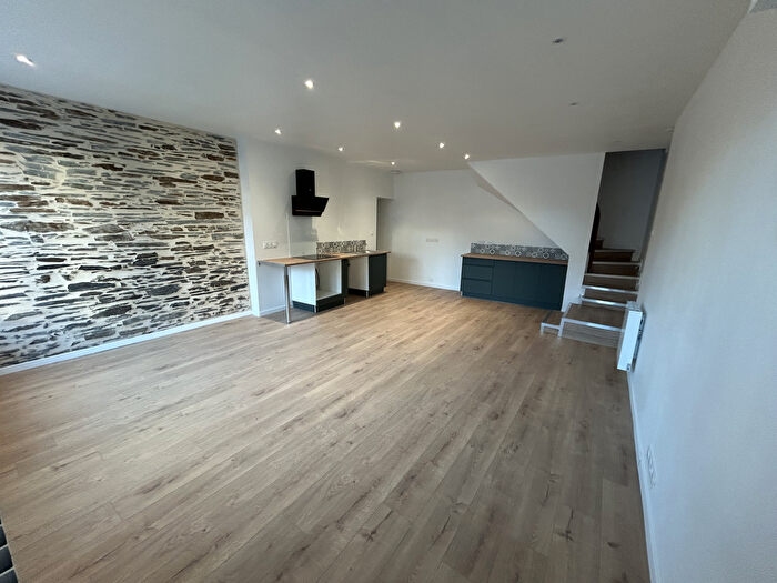 Maison 4 pièces à Le Louroux-Béconnais, à vendre