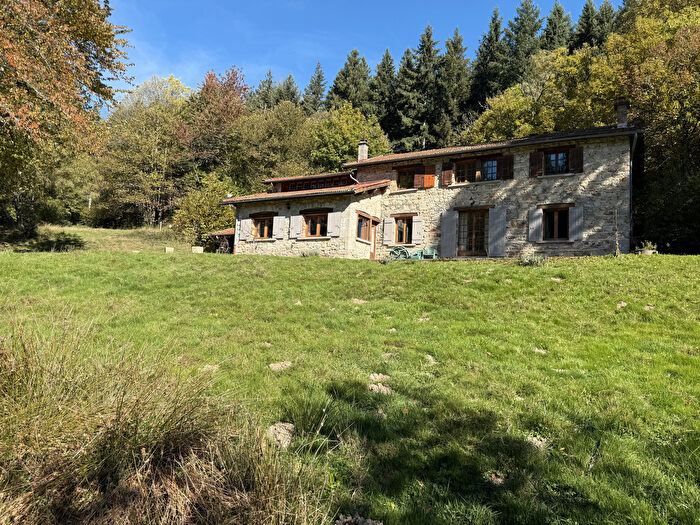Maison à vendre - Celles-sur-Durolle - 6 pièces - 4 chambres