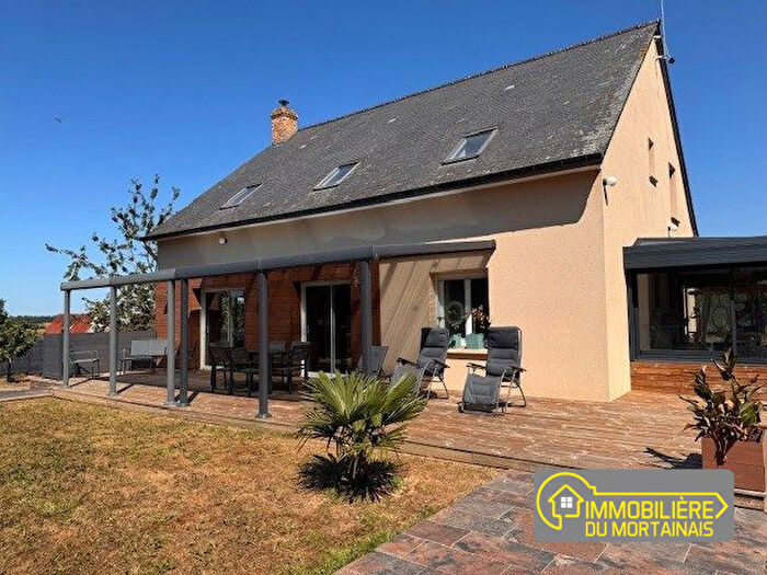 Maison à vendre - Isigny-le-Buat - 5 pièces - 4 chambres