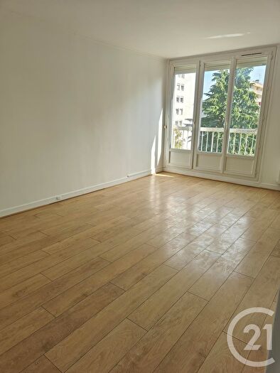 Appartement 4 pièces à louer - Chilly-Mazarin, Nord