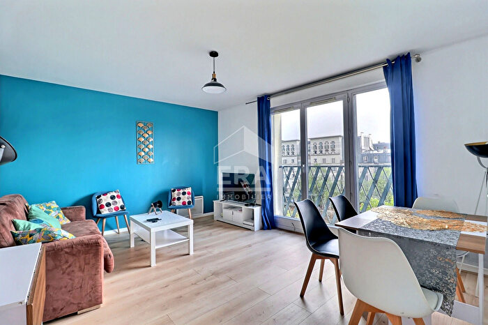 Appartement à vendre - Saint-Denis, La Plaine Saint-Denis - 3 pièces - 2 chambres