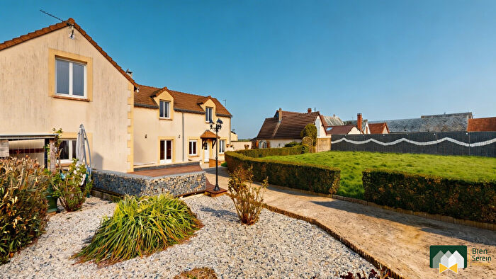 Maison à vendre - Nogent-sur-Eure - 7 pièces - 4 chambres