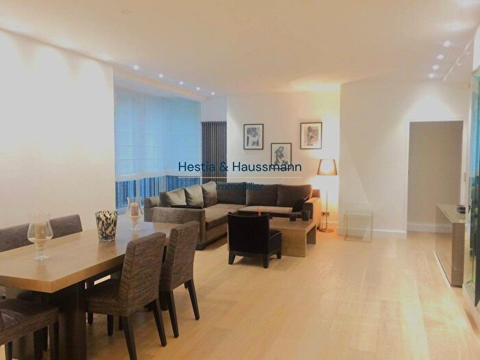 Appartement à louer - Paris ème arrondissement - 3 pièces - 2 chambres