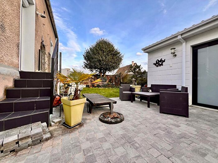 Maison à vendre - Fleury-Mérogis - 5 pièces - 3 chambres