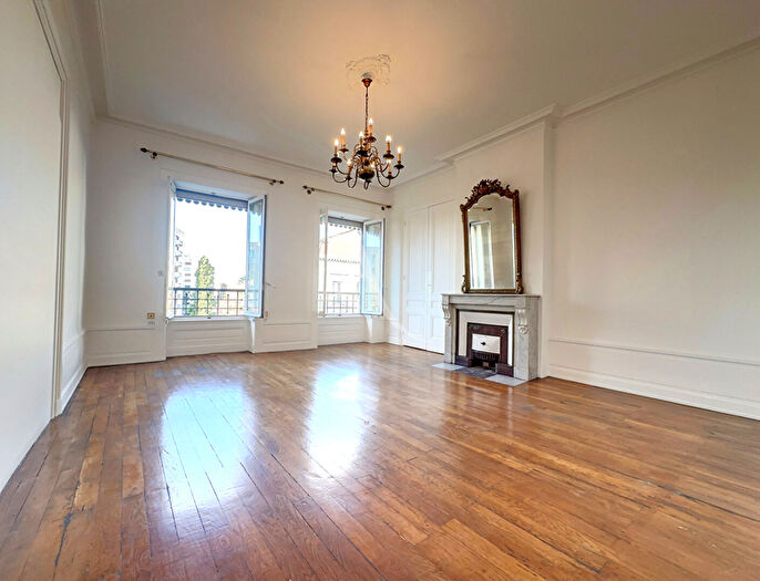 Appartement à vendre - Lyon e , Sans Souci, Dauphiné - 4 pièces - 2 chambres