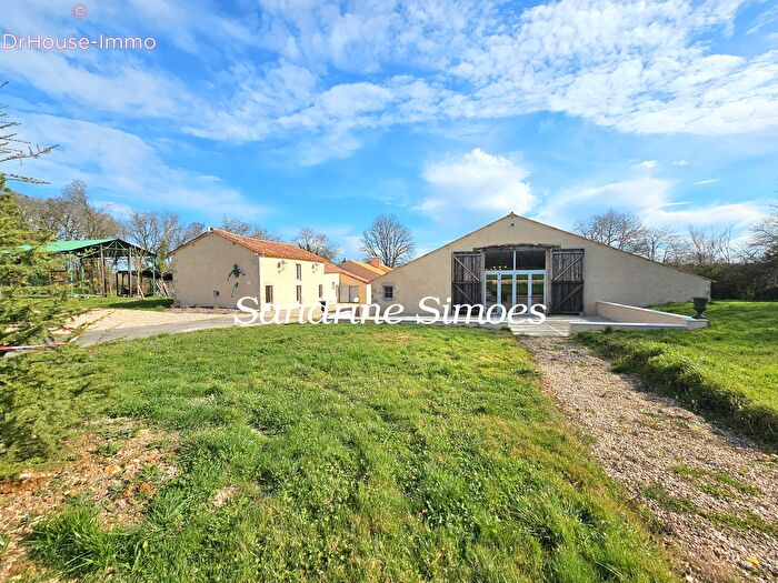 Pindray - Maison 9 pièces à vendre