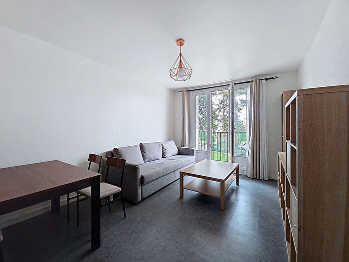 Appartement à louer - Dreux - 3 pièces - 2 chambres