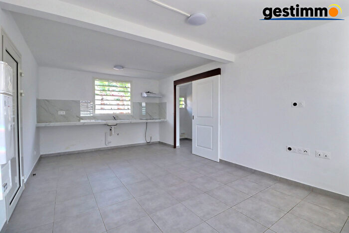 Appartement 2 pièces à Cayenne, à louer