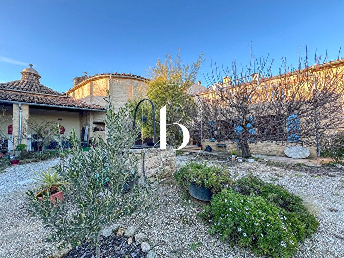 Maison à vendre - Uzès - 6 pièces - 3 chambres