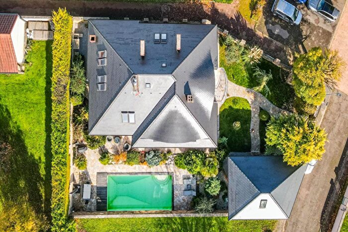 Perrigny-lès-Dijon : Maison 9 pièces à vendre