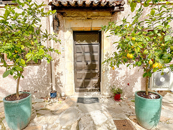 Maison à vendre - Pierrefeu-du-Var - 5 pièces - 4 chambres