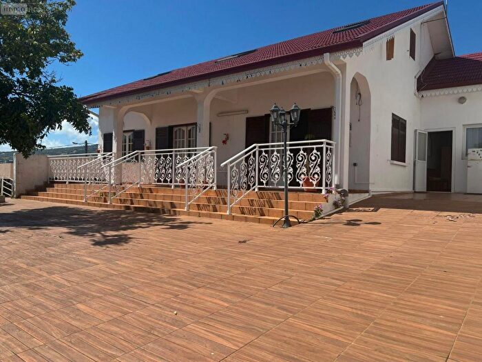 Maison à vendre - Saint-Denis - 7 pièces - 6 chambres