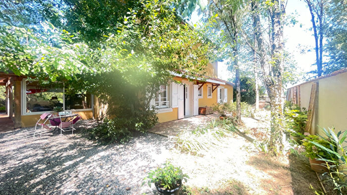 Saint-Cyr-sur-le-Rhône : Maison 6 pièces à vendre
