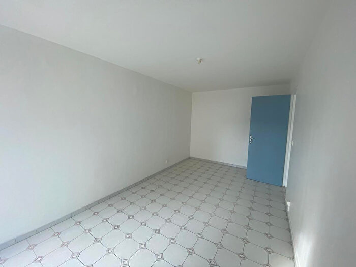 Appartement à louer - Pointe-à-Pitre - 4 pièces - 3 chambres