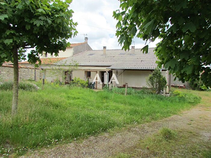 Maison à vendre - Loubigné - 3 pièces - 1 chambre