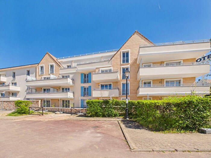 Nord, Chambourcy - Appartement 2 pièces à louer