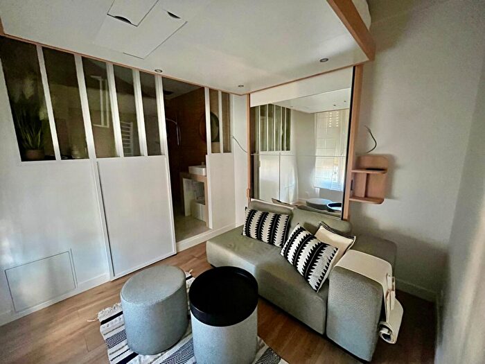 Appartement à vendre - Paris e , Courcelles, Wagram - 2 pièces - 1 chambre