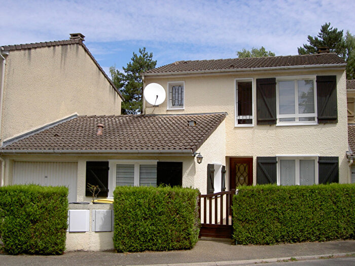 Maison à vendre - Montigny-le-Bretonneux, Le Village - 6 pièces - 4 chambres