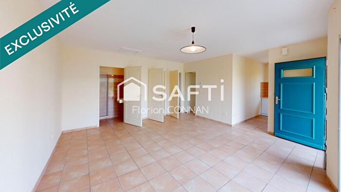 Maison à vendre - Saint-Jean-dAngély - 2 pièces - 1 chambre