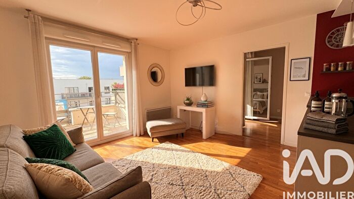 Appartement 3 pièces à vendre - Châtenay-Malabry, Petit Chatenay, Voltaire, Croix Blanche