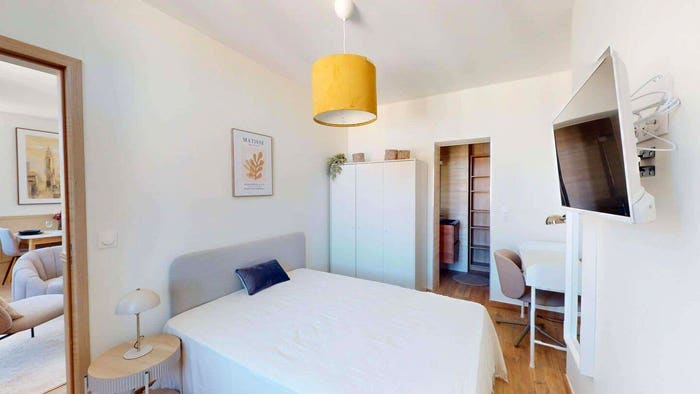 Appartement 1 pièce à Centre Ville, Reims, à louer