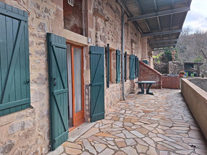 Appartement à louer - Chalencon - 3 pièces - 2 chambres