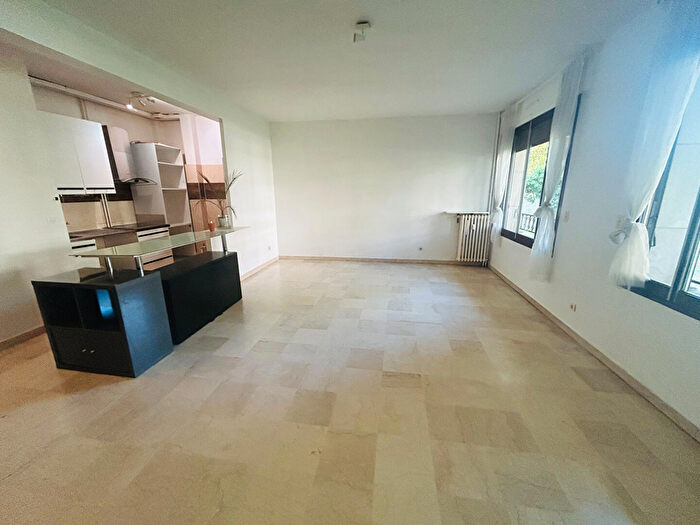 Appartement à vendre - Nogent-sur-Marne, Le Bois Porte de Nogent - 3 pièces - 2 chambres