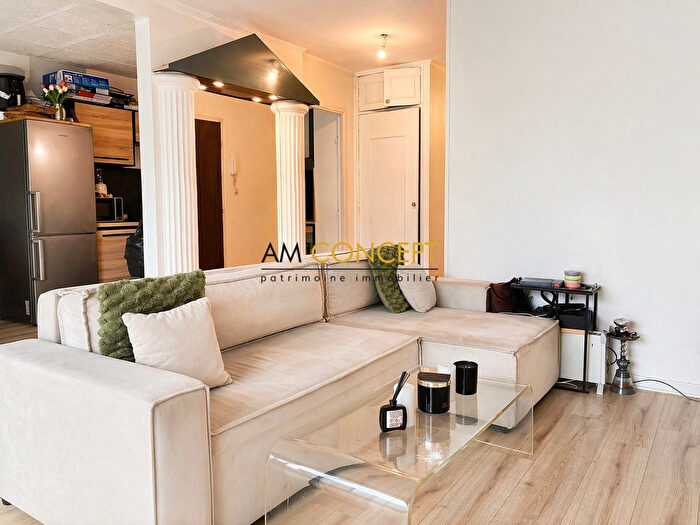 Appartement 2 pièces à vendre - La Trinité