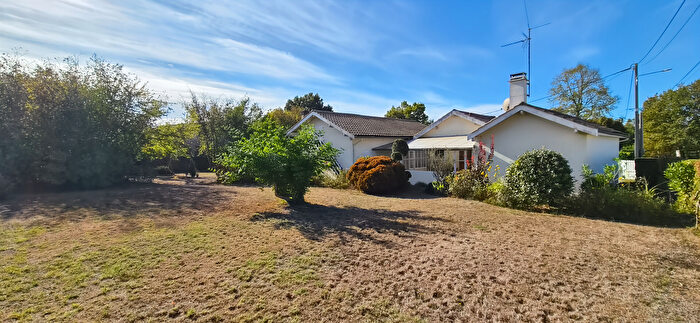 Le Taillan-Médoc : Maison 6 pièces à vendre
