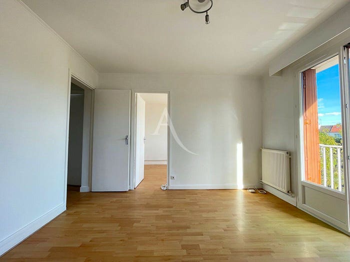 Appartement 3 pièces à Chatillon, Viry-Châtillon, à louer