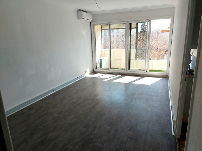 Appartement 3 pièces à louer à Lyon 8ème, Bachut, Transvaal