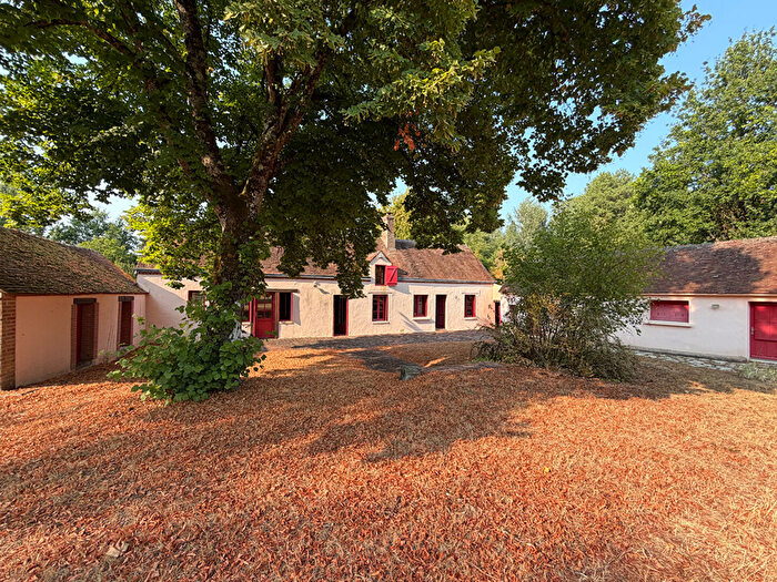 Tigy : Maison 6 pièces à vendre