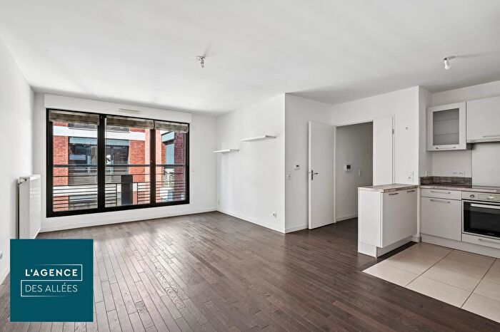 Appartement 2 pièces à vendre à Clichy, République, Victor Hugo