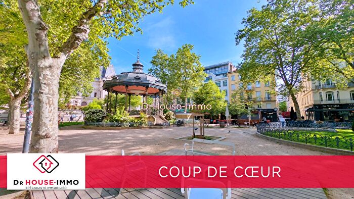 Appartement 5 pièces à vendre à Saint-Étienne, Centre-ville, Peuple, Chavanelle