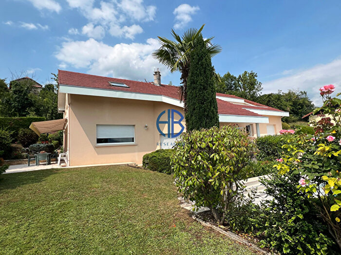 Maisons à vendre et appartements à louer - 1