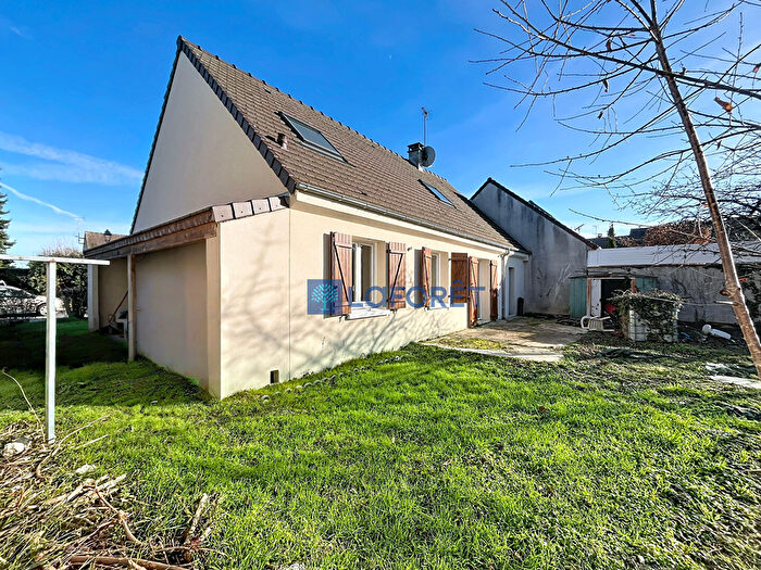 Maison à vendre - Saintry-sur-Seine - 6 pièces - 4 chambres