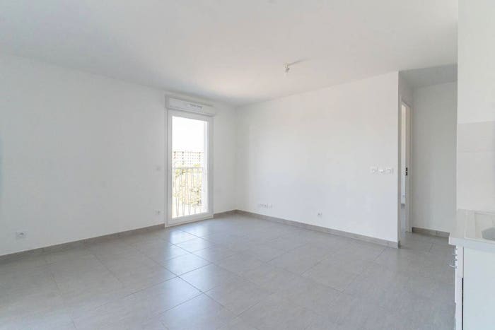 Sainte Anne, Marseille 8ème arrondissement - Appartement 2 pièces à louer