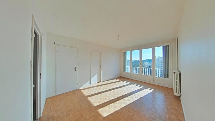 Saint-Étienne, Bernay, Valfuret - Appartement 2 pièces à louer