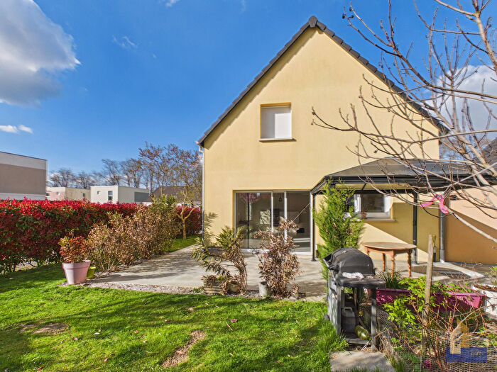 Maison à vendre - Sundhoffen - 5 pièces - 3 chambres