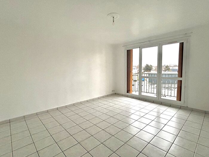 Appartement à louer - La Souterraine - 2 pièces - 1 chambre