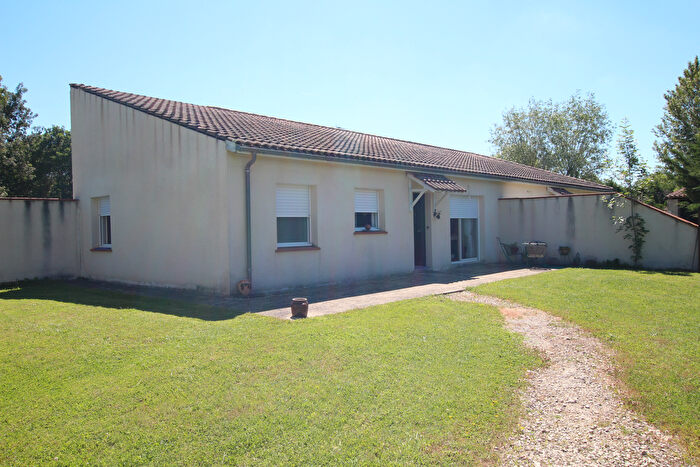 Maison à vendre - Villeneuve-sur-Lot, Zone rurale Nord - 12 pièces - 8 chambres