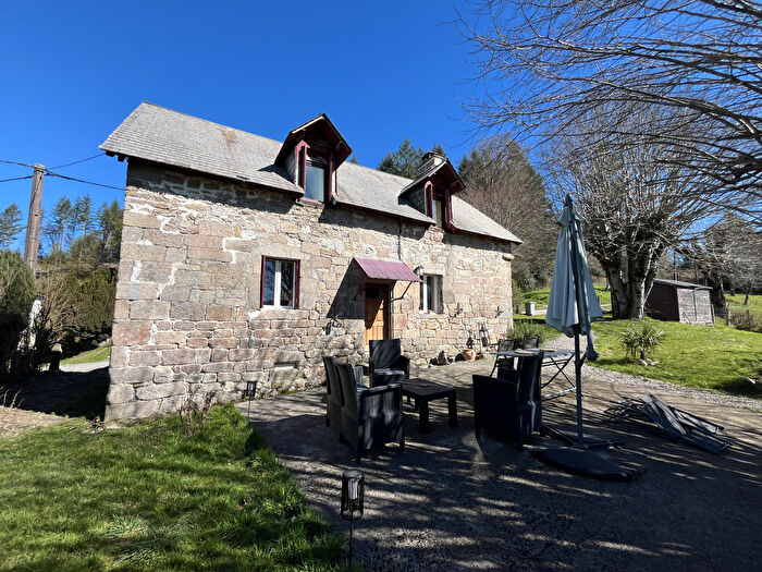 Maison à vendre - Saint-Yrieix-le-Déjalat - 4 pièces - 3 chambres