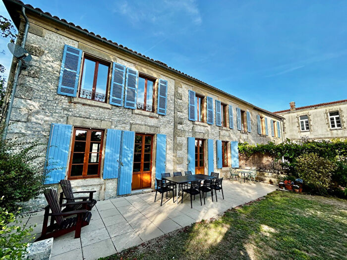 Paillé : Maison 7 pièces à vendre