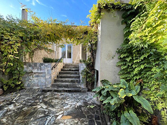 Mas-Saintes-Puelles : Maison 3 pièces à louer