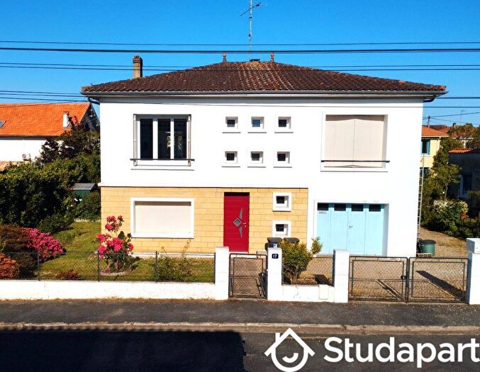 Appartement à louer - Pécharmant, Bergerac - 1 pièce - 4 chambres